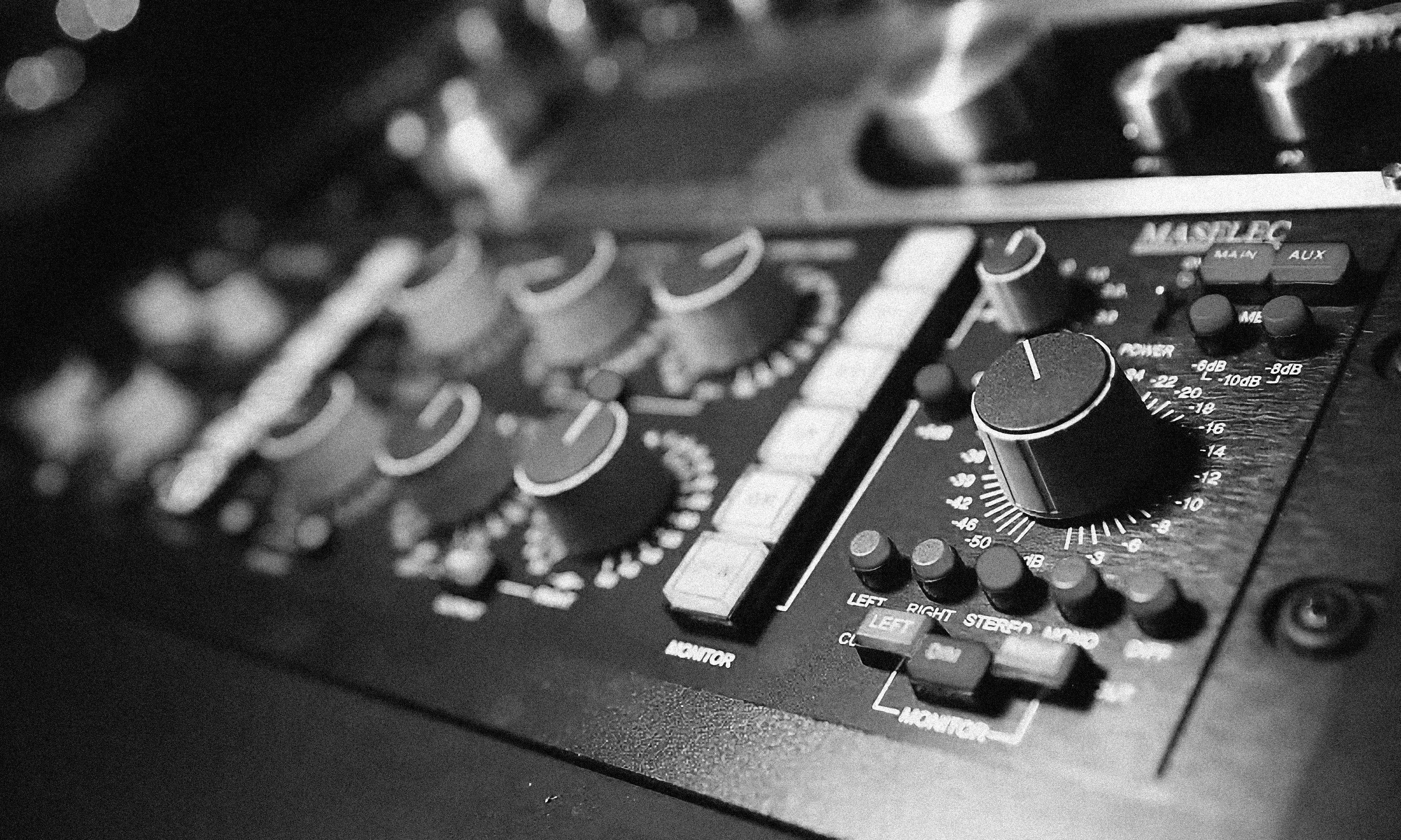 Mastering Consoles – KMR Audio